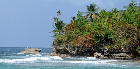 2024 Panama Visitor Guide: Playa Bluff, Panama