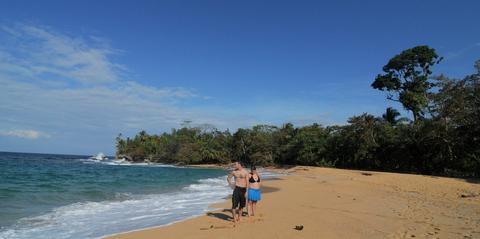 2024 Panama Visitor Guide: Playa Bluff, Panama