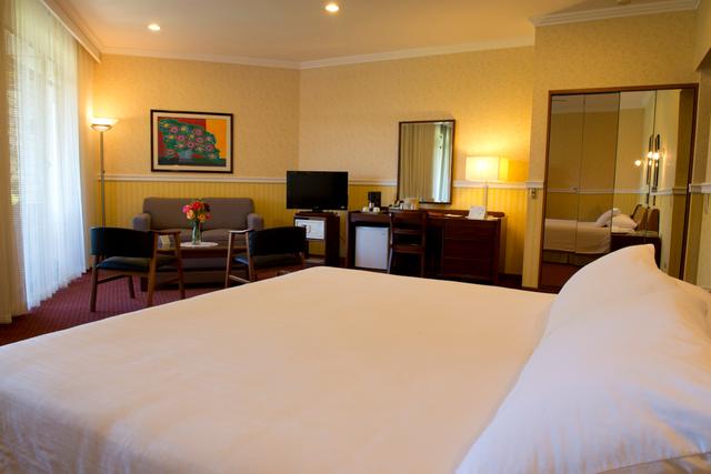 Costa Rica Hotel: Hotel Boungainvillea - Heredia