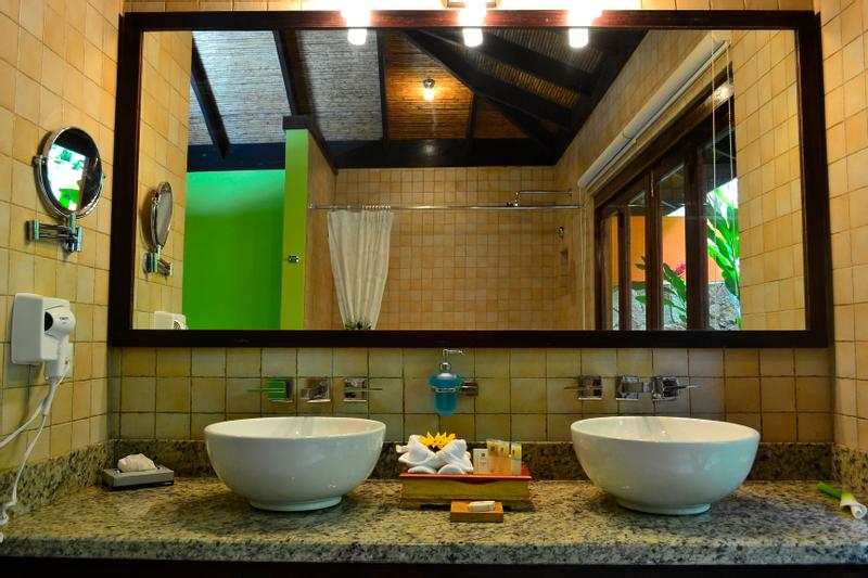 Rio Celeste Hideaway - Tenorio and Miravalles Volcano Area