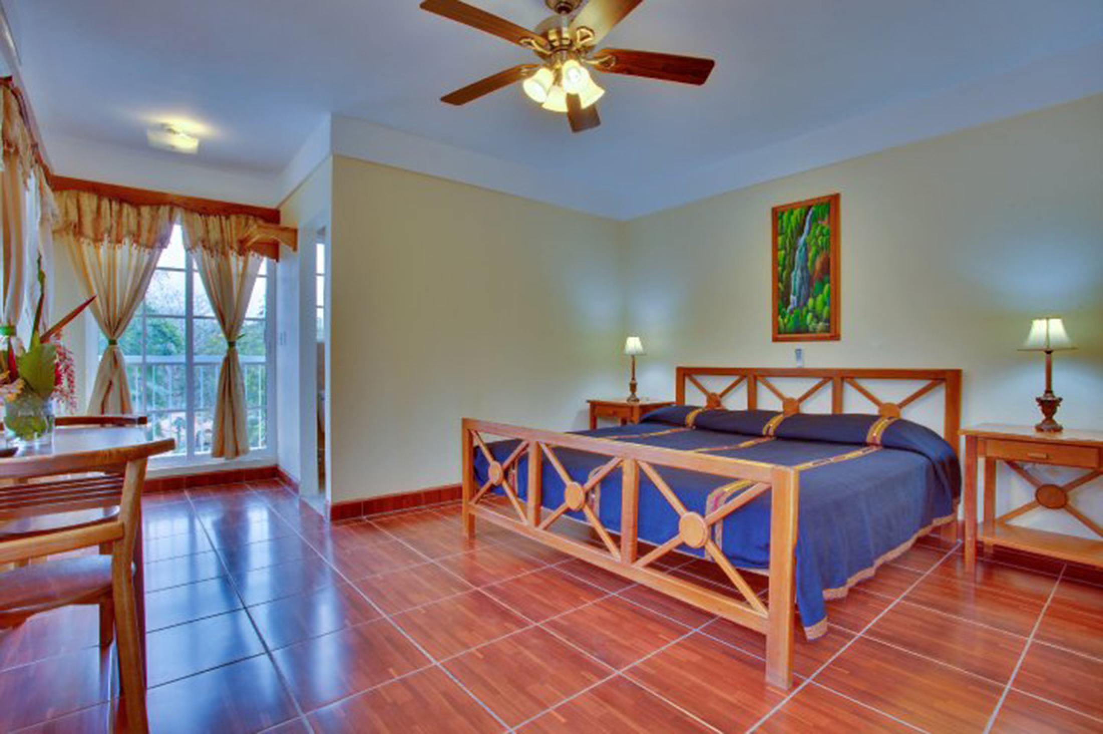 Midas Resort - San Ignacio, Belize