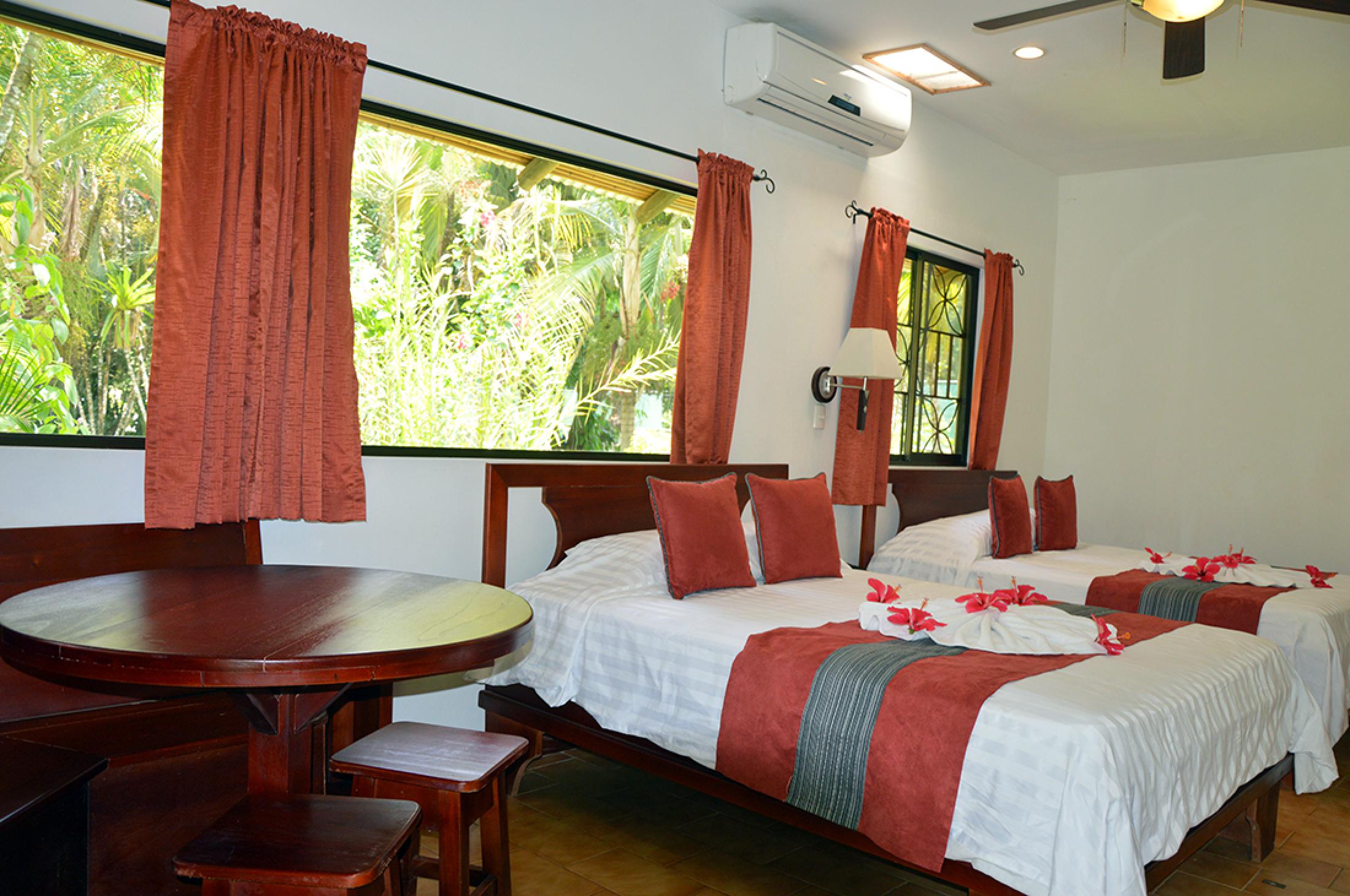 Hotel Villas Rio Mar - Dominical Costa Rica Hotel