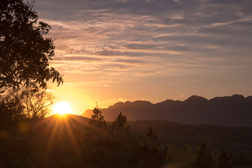 Western, Cuba - Travel Guide