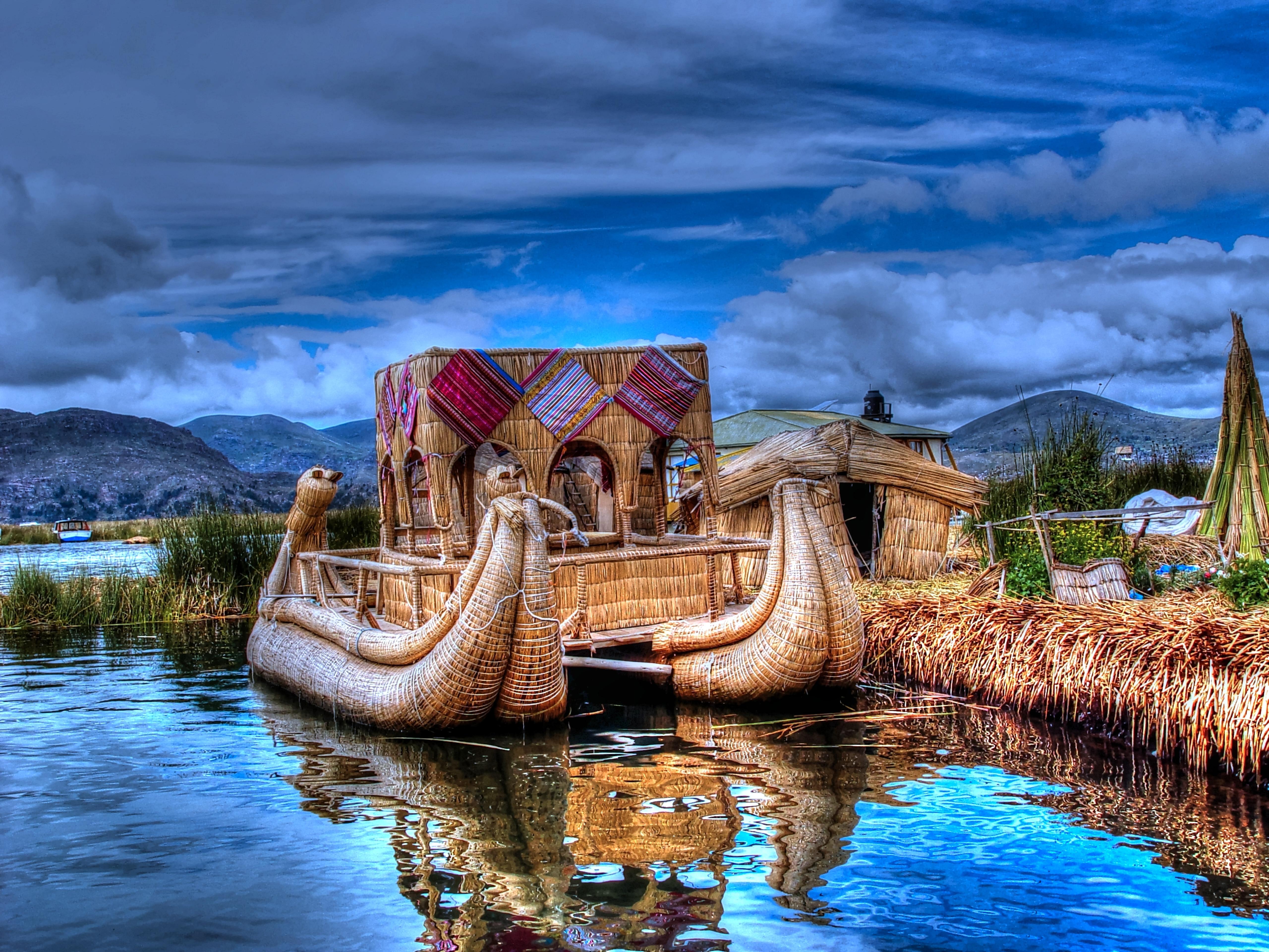 2-Day Homestay on Uros Islands - Puno, Peru